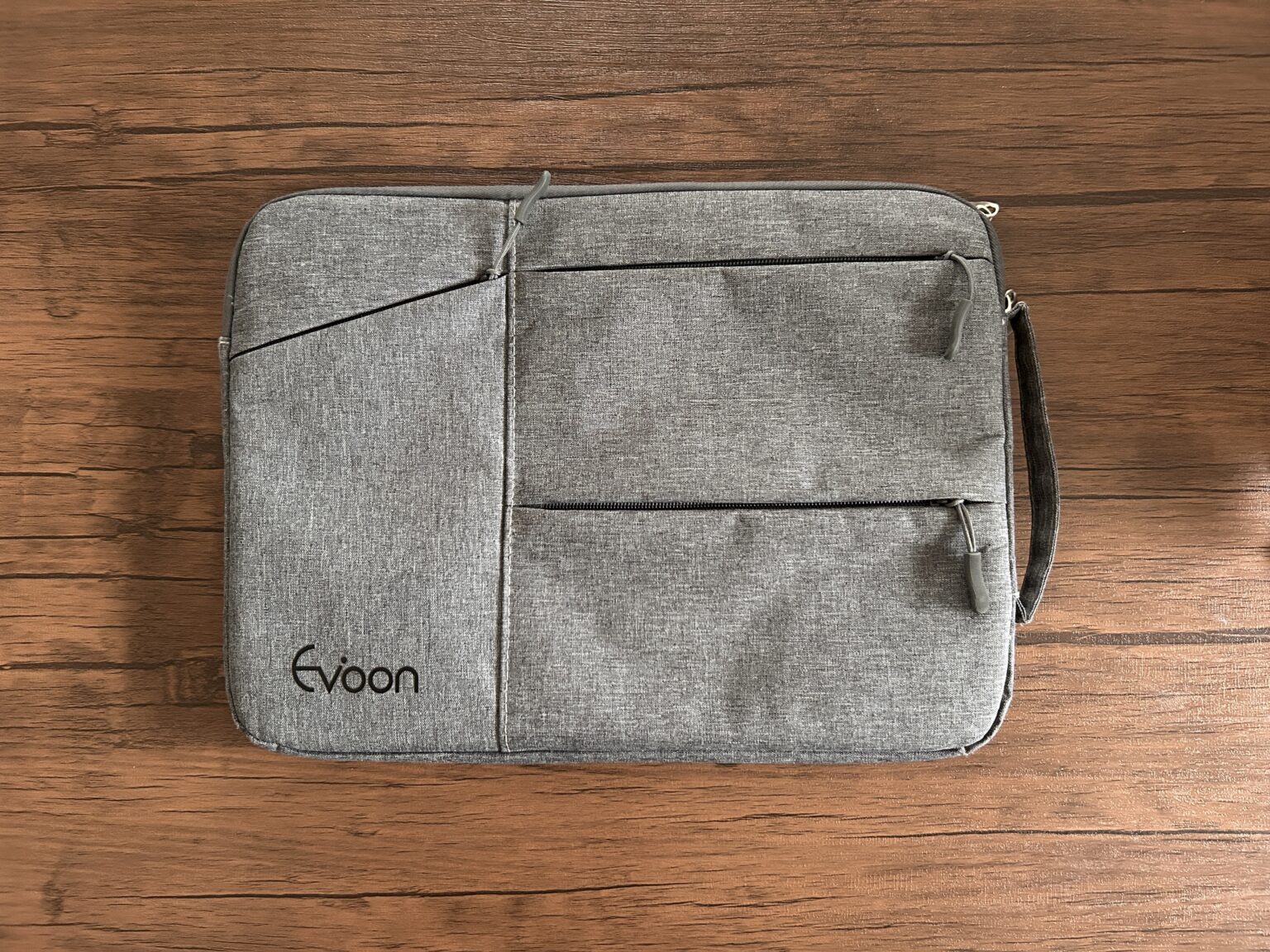 レビュー！【Evoon ノートPCケース（13インチ対応）】多収納＆防水で通勤にも最適 | SORA-LOG